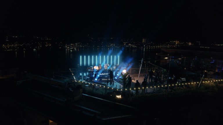 AMF Presents Top 100 DJs Awards 2020: Two Is One (Afrojack b2b Nicky ...